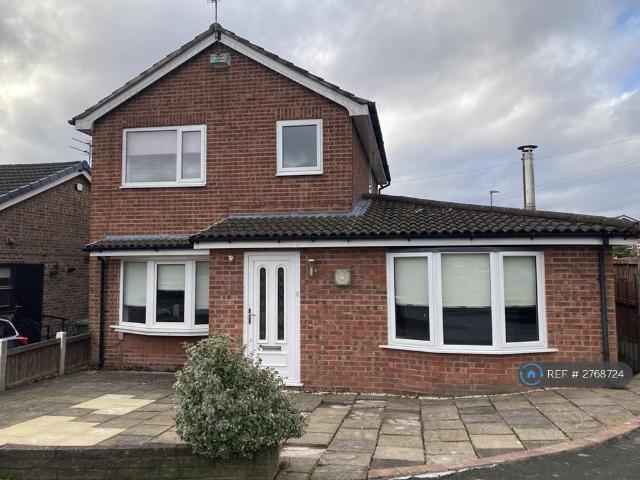 4 bedroom detached house to rent
