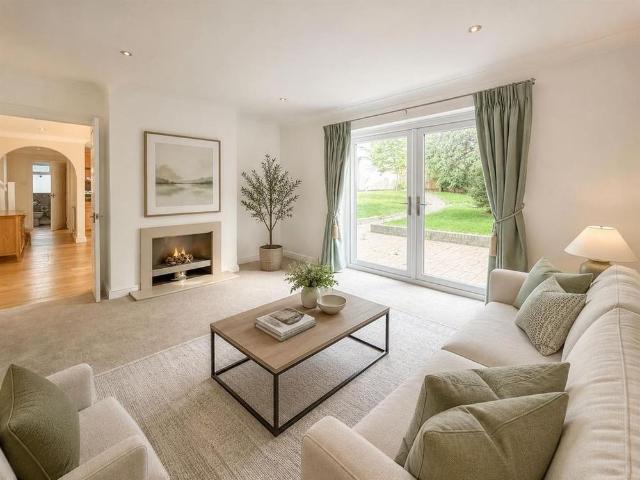 4 bedroom detached house to rent