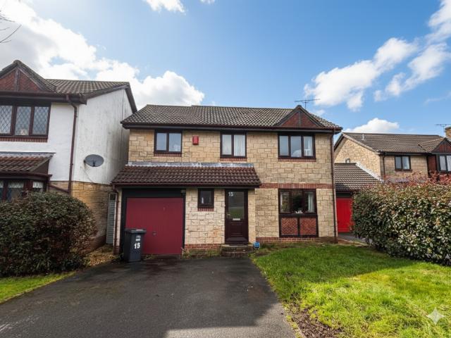 4 bedroom detached house to rent