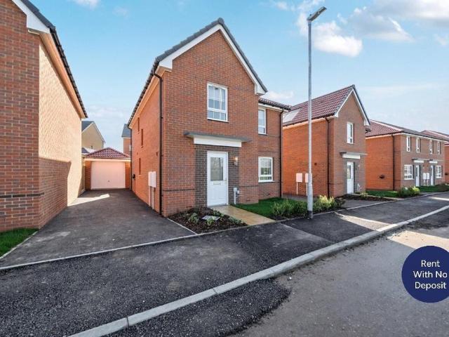 4 bedroom detached house to rent