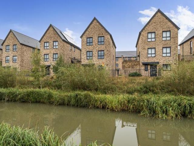 4 bedroom detached house to rent