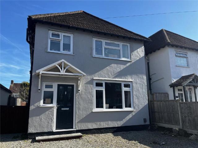 4 bedroom detached house to rent