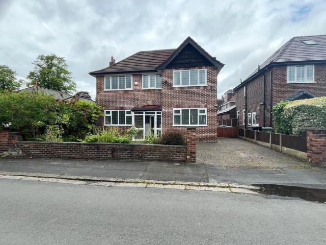 4 bedroom detached house to rent