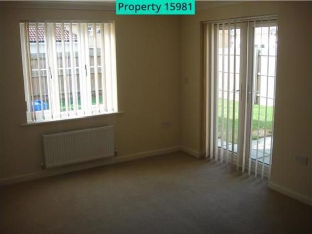 4 bedroom detached house to rent