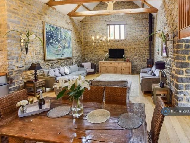 3 bedroom detached house to rent
