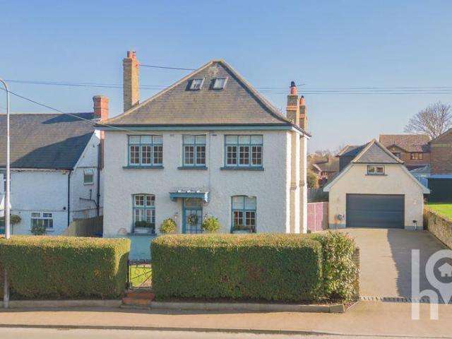 4 bedroom detached house to rent