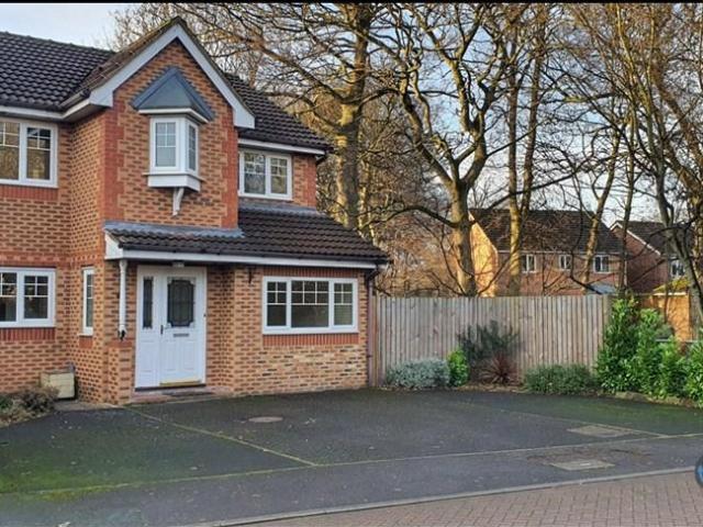 4 bedroom detached house to rent