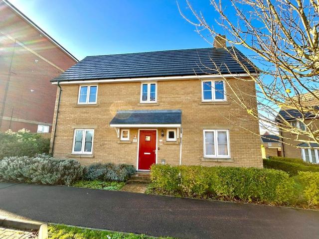 4 bedroom detached house to rent