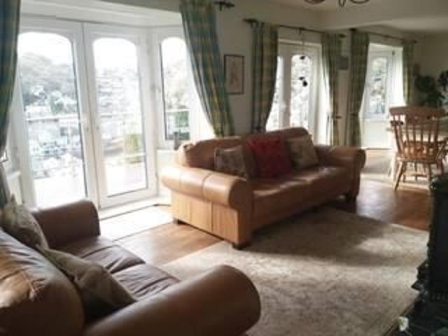 4 bedroom detached house to rent