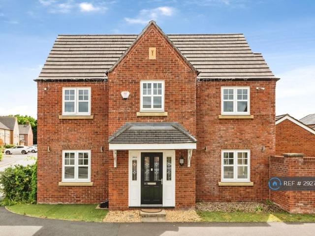 4 bedroom detached house to rent