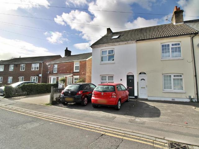 4 bedroom detached house to rent
