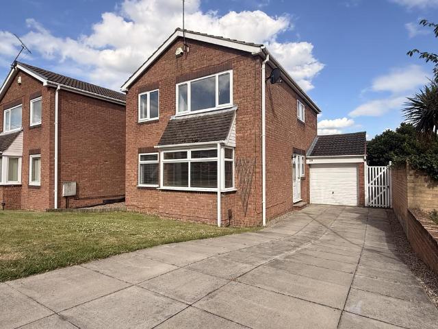 4 bedroom detached house to rent