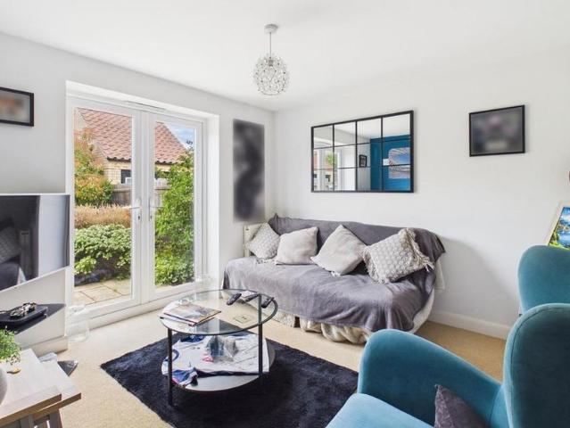 4 bedroom detached house to rent