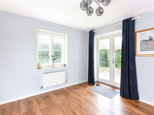 4 bedroom detached house to rent