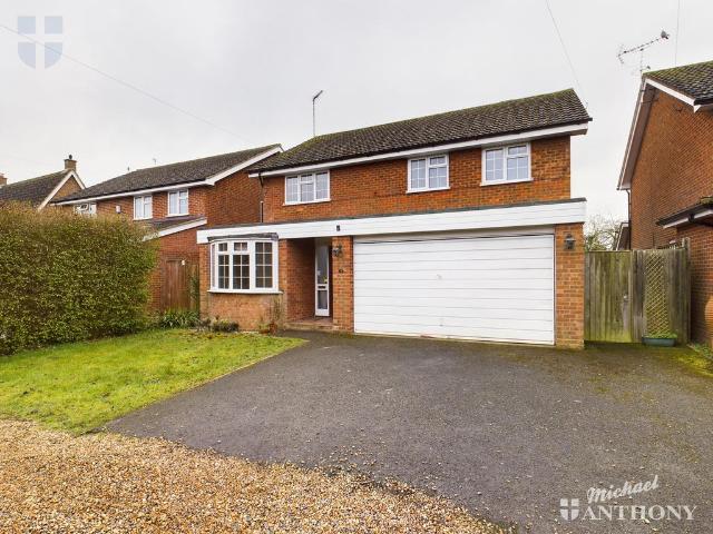 4 bedroom detached house to rent