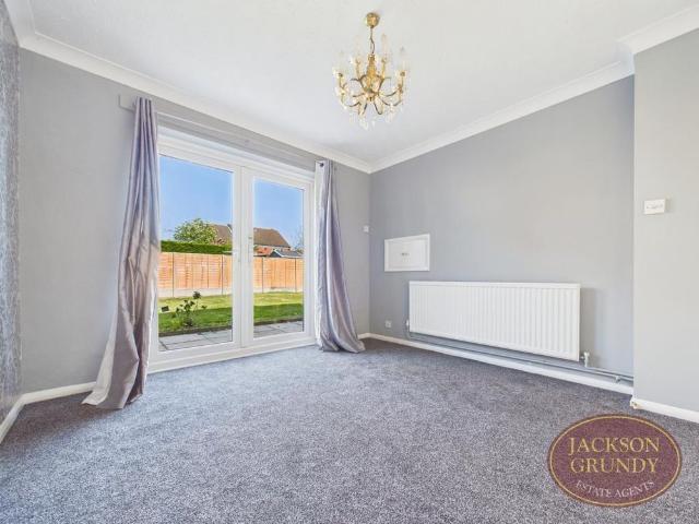 4 bedroom detached house to rent