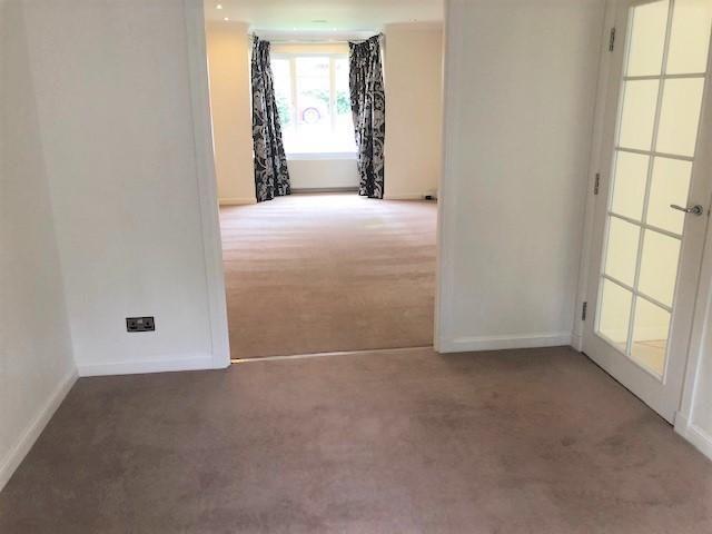 4 bedroom detached house to rent