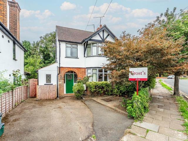4 bedroom detached house to rent