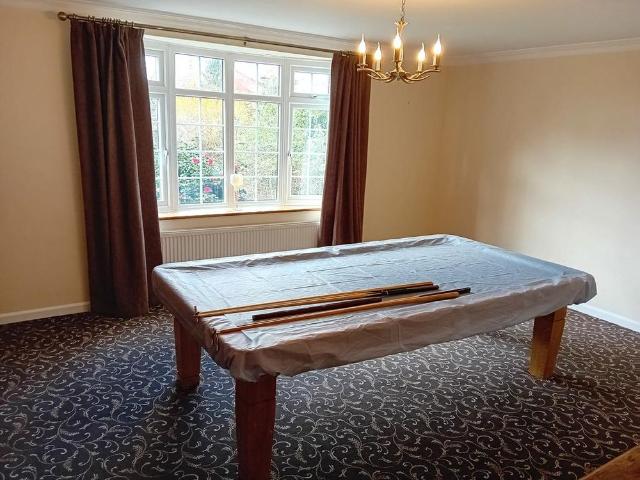 4 bedroom detached house to rent
