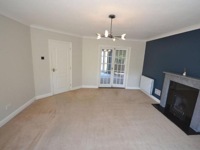 4 bedroom detached house to rent
