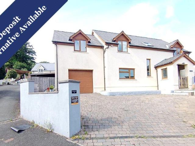 4 bedroom detached house to rent