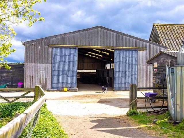 4 bedroom detached house to rent