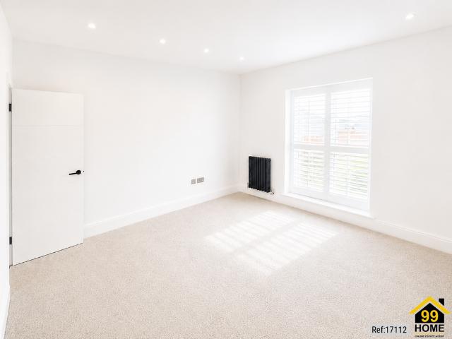 4 bedroom detached house to rent