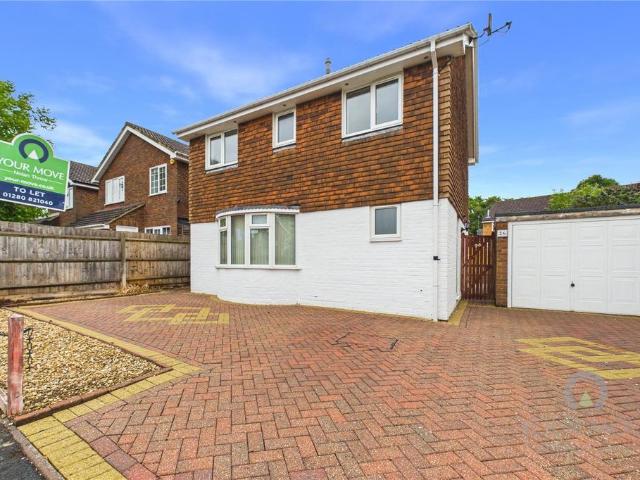 4 bedroom detached house to rent