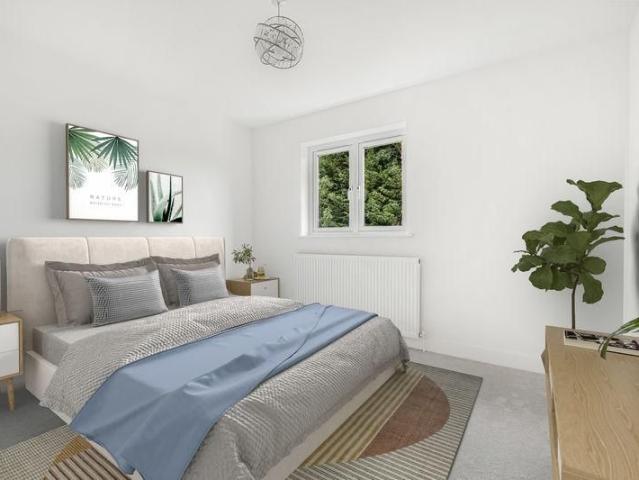 4 bedroom detached house to rent