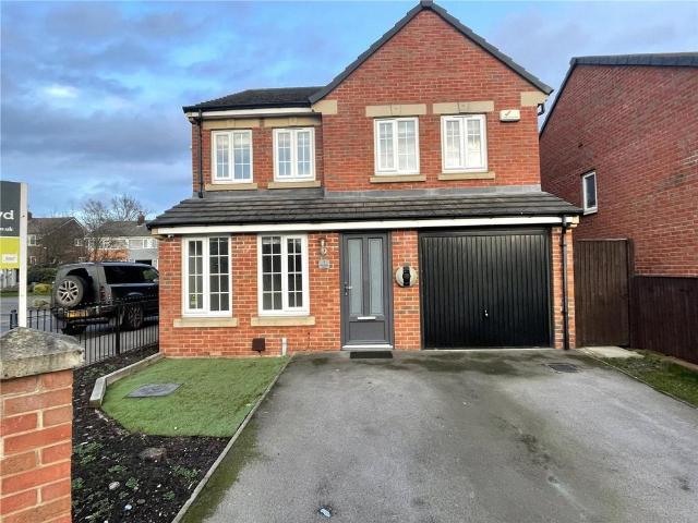 4 bedroom detached house to rent