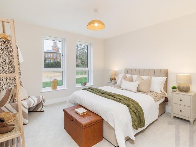 4 bedroom detached house to rent