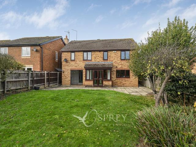 4 bedroom detached house to rent