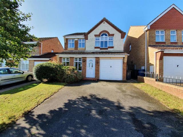 4 bedroom detached house to rent