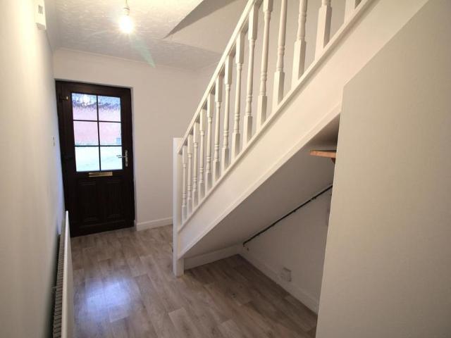 4 bedroom detached house to rent