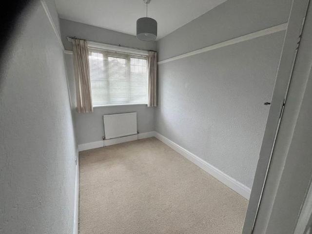4 bedroom detached house to rent