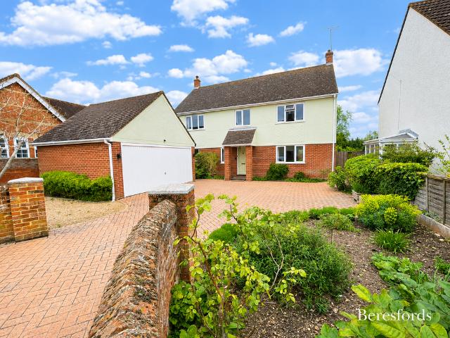 4 bedroom detached house to rent