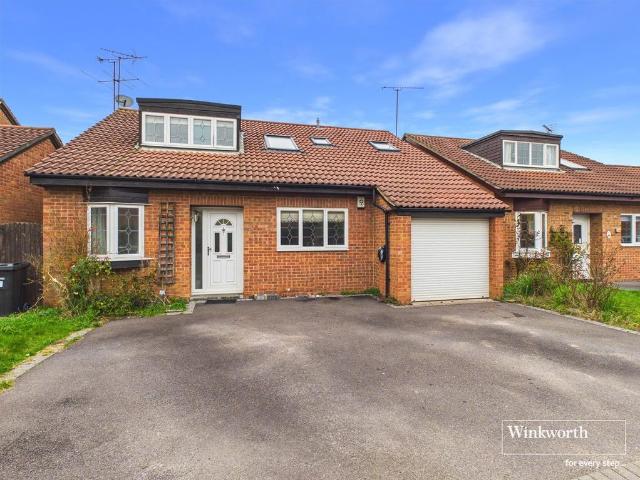 4 bedroom detached house to rent