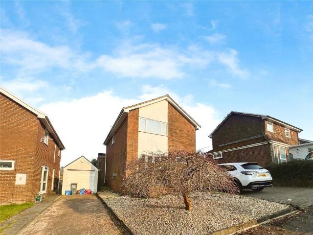 4 bedroom detached house to rent