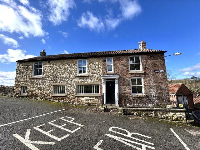 4 bedroom detached house to rent