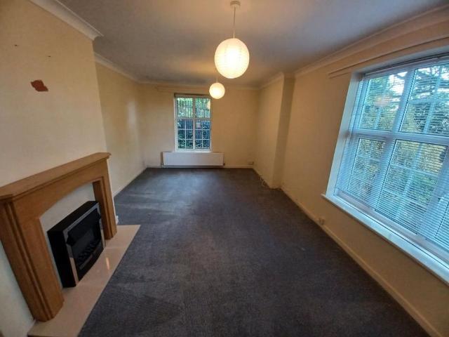 4 bedroom detached house to rent