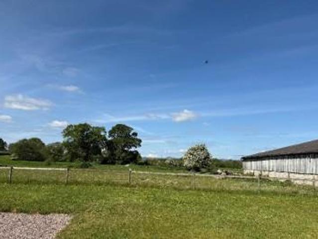 4 bedroom detached house to rent