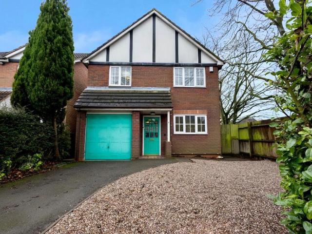 4 bedroom detached house to rent