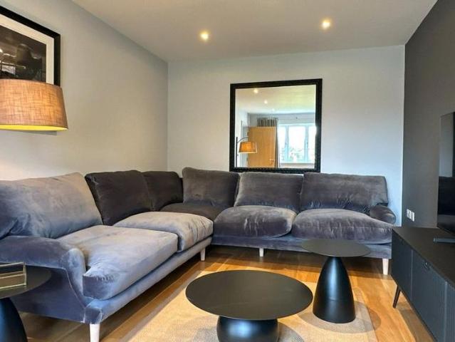 4 bedroom detached house to rent