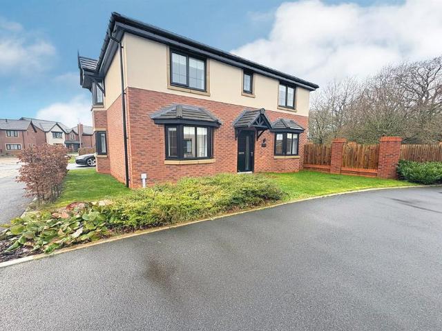 4 bedroom detached house to rent