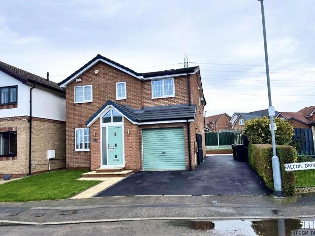 4 bedroom detached house to rent