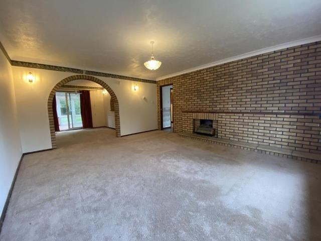 4 bedroom detached house to rent