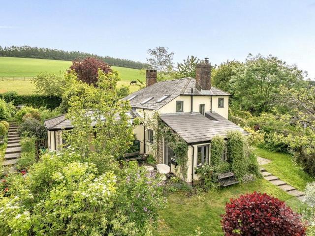 4 bedroom detached house to rent