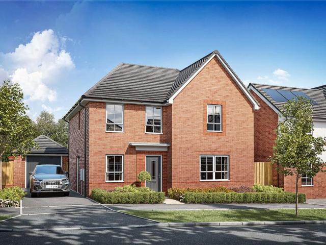 4 bedroom detached house to rent