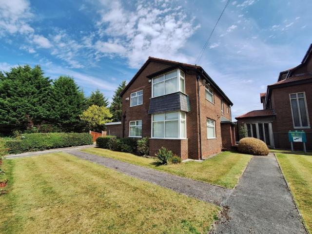 4 bedroom detached house to rent