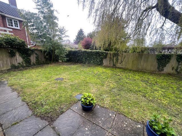 4 bedroom detached house to rent